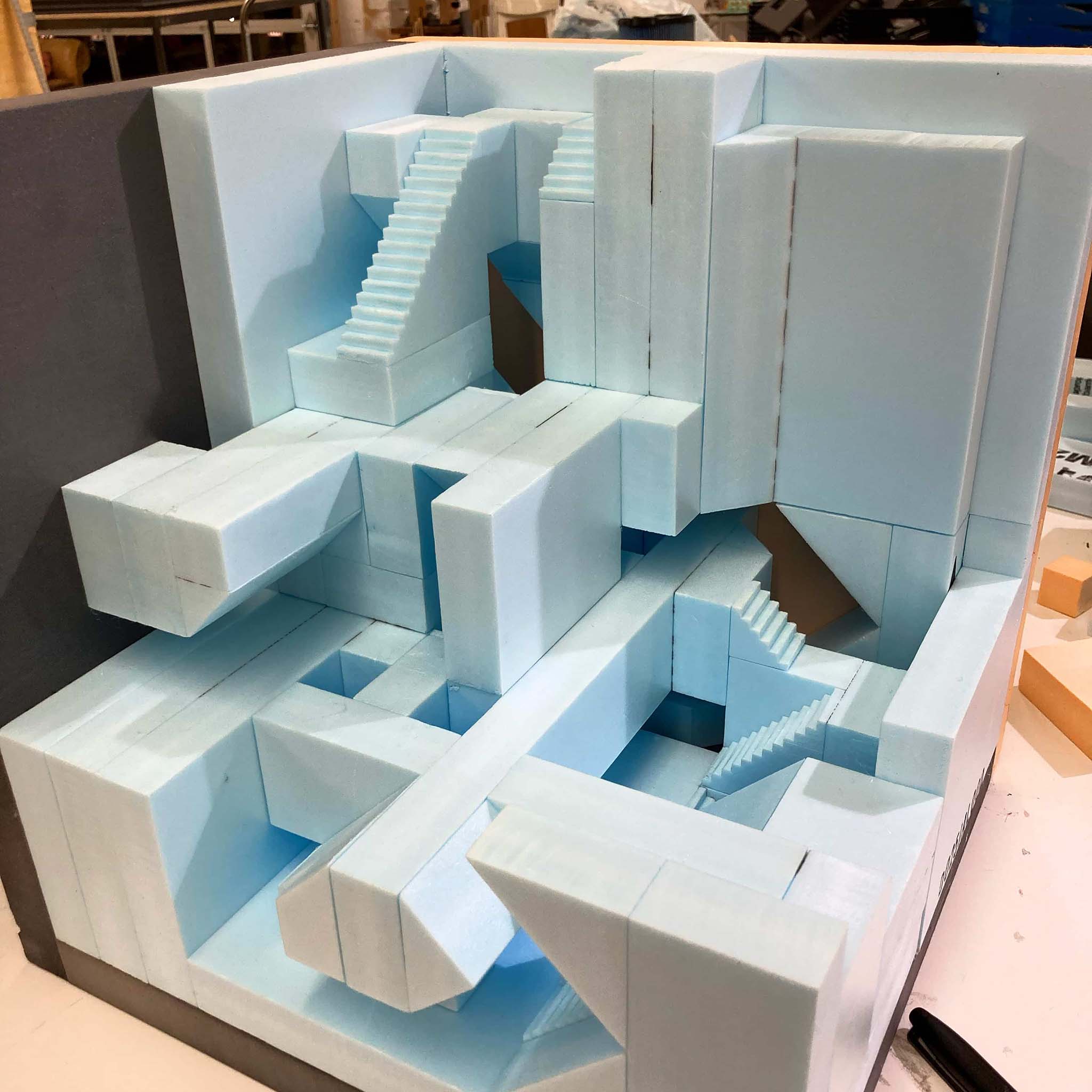 House for Twelve - David Umemoto